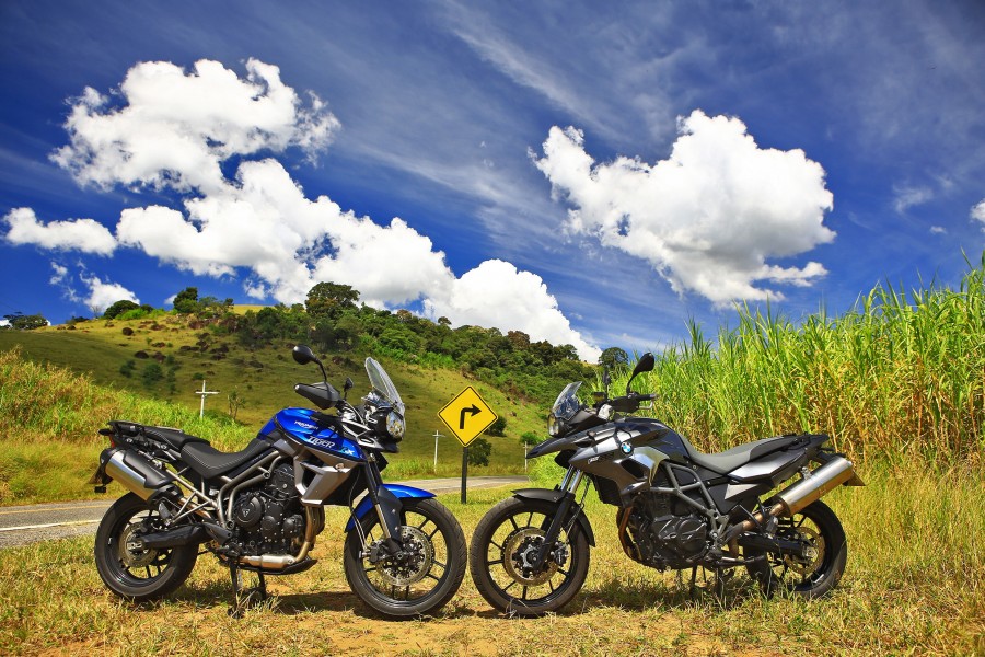 Comparativo aventureiro: BMW F 700 GS vs. Triumph Tiger 800 XR ...